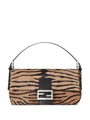 Fendi Baguette Leather Shoulder Bag - Black