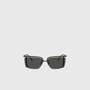 DIESEL® Rectangle Sunglasses With Engraved Details - Black