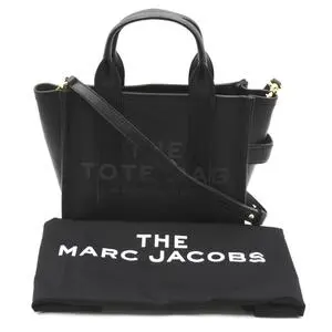 Marc Jacobs Logo Shoulder Bag