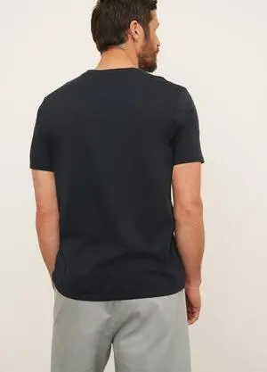 Vince V-collar T-shirt