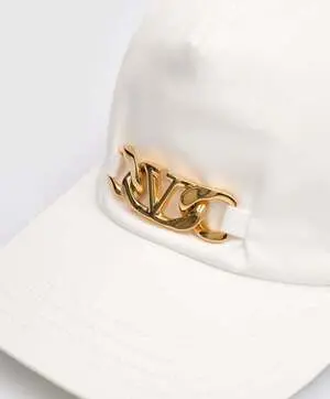 Valentino Garavani Vlogo Plaque Baseball Cap