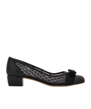 FERRAGAMO Vara Pumps - Black