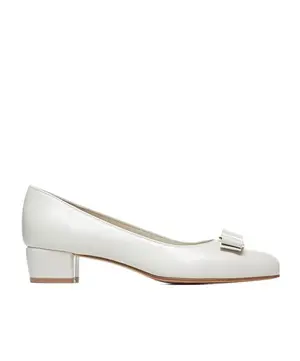 FERRAGAMO Vara Bow Low-heeled Shoes - White
