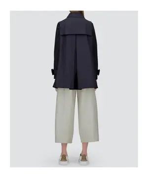 Herno Long Sleeved Buttoned Trench Coat
