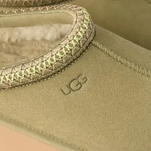 UGG Tazz Ii Platform Suede Slippers
