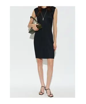 Issey Miyake Sleeveless Round Neck Pleated Dress