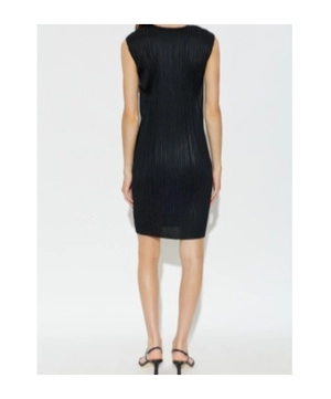Issey Miyake Sleeveless Round Neck Pleated Dress