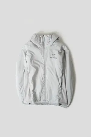 Arc'teryx Beta Sl Jacket - Solitude