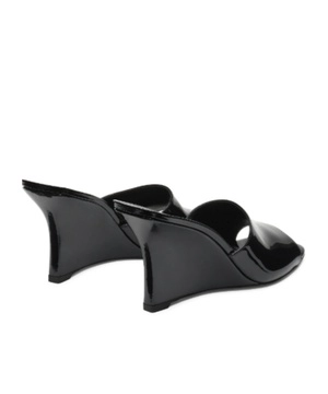 STUART WEITZMAN Vinnie Wedge Mule 85