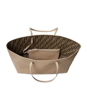 Fendi Medium Roll Cuoio Romano Leather Shopper