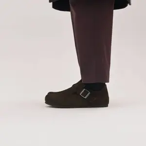 BIRKENSTOCK London Suede Leather