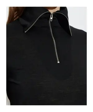 JIL SANDER Top With A Turtleneck