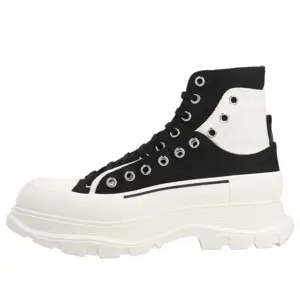 Alexander McQueen Alexander McQueen Tread Slick High Top Zip Up Boots Black/white