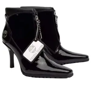 Timberland X Veneda Carter Zip Boot - Black