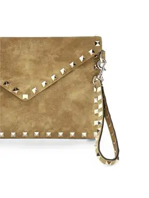 Valentino Garavani VALENTINO Rockstud Medium Flat Pouch Handbag Havanabeig