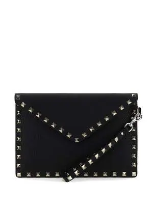 Valentino Garavani Valentino Rockstud Medium Flat Pouch Handbag Nero