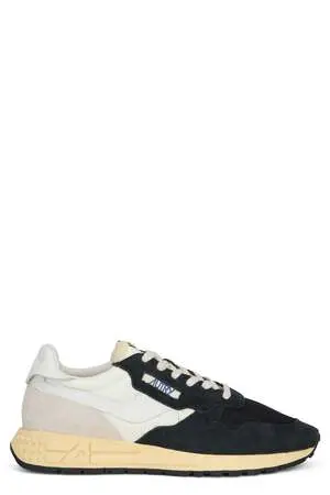 AUTRY Mini Minimalist Suede Sports Sneaker With Rubber Sole - Black