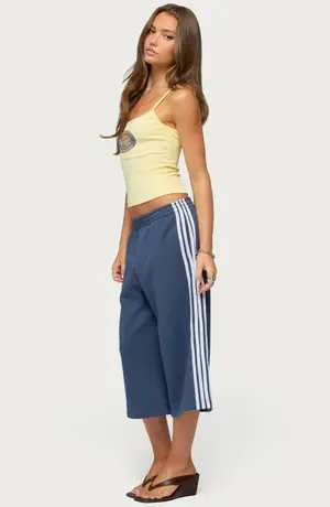 EDIKTED Hawaii Airlines Stretch Cotton Tank