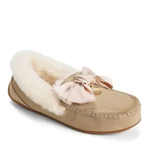 DEARFOAMS Fireside Mel Dream Bow Moccasin Slippers - Sand