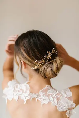 POPPY LANE Evie Bridal Comb - Gold