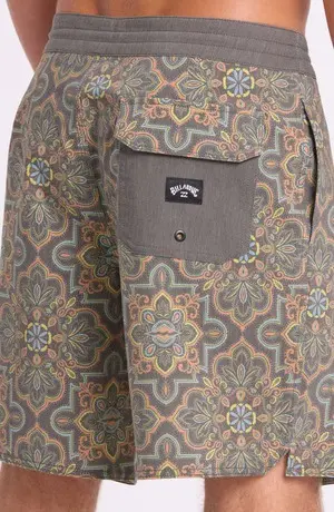 BILLABONG Good Times" Floral Print Board Shorts - Slate Black