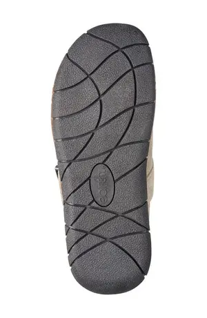Earth Eileen Suede Clogs With Buckle Detail - Taupe