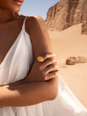 LAMINAR JEWELRY Flow Edgy Dome Ring - Gold