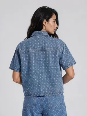 MASAI COPENHAGEN Cropped Collared Snap-front Shacket