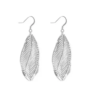 LAMINAR JEWELRY Flow Twist Earrings - Silver