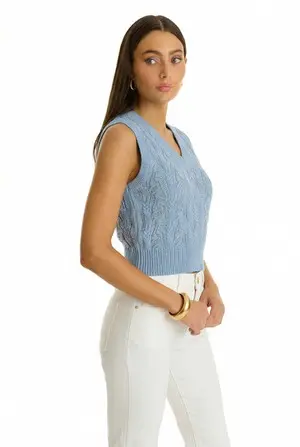 THE NOLI SHOP Mikaela Crystal Knit V-neck Sweater Tank - Sky Blue