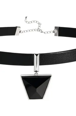 RETRO CHIC Echo Pendant Necklace With Black Agate