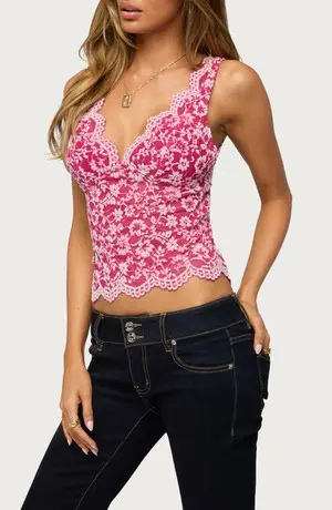 EDIKTED Araura Lace Velvet Crop Tank