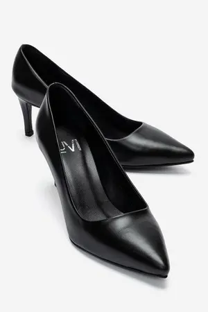 FOREVER & ALWAYS SHOES Clyde Leather Stiletto Pumps - Black