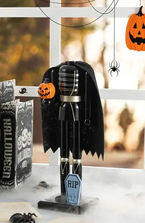 GLITZHOM Halloween Wood Skeleton With Ornament Nutcrackers - Black
