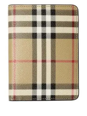Burberry Passport Cover In Smooth Leather
