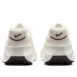 Nike Aura Edge Sneakers - Sail/black