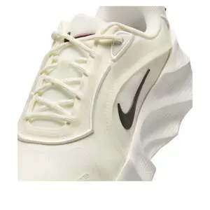 Nike Aura Edge Sneakers - Sail/black