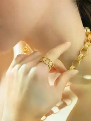 Coomi 20k Yellow Star Motif Diamond Ring
