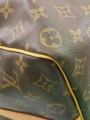 LOUIS VUITTON 50 Keepall Bandoulière Monogram Boston Bag - Brown