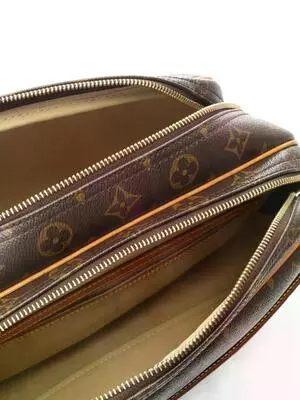 LOUIS VUITTON Monogram Reporter Pm Shoulder Bag - Brown