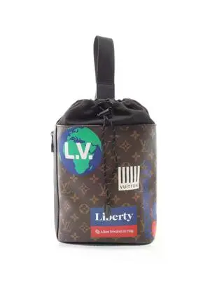 LOUIS VUITTON 2019 Monogram Chalk Sling Bag