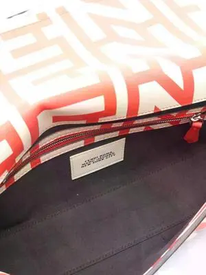 Fendi 2010s Mamma Baguette Leather Tote Bag