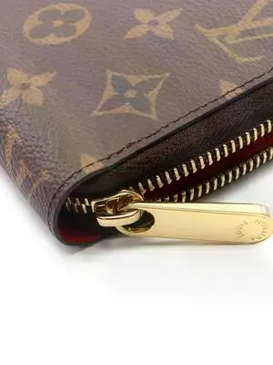LOUIS VUITTON 2021 Monogram Zippy Wallet - Brown