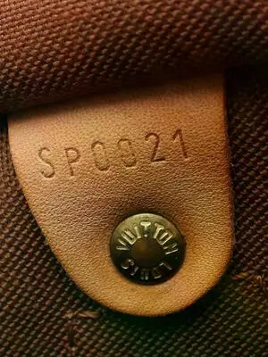 LOUIS VUITTON Monogram Speedy 35 Handbag - Brown