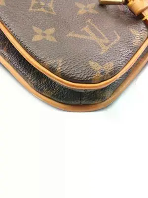 LOUIS VUITTON Monogram Shoulder Bag