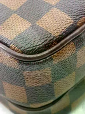 LOUIS VUITTON Amazon Damier Friendship Shoulder Bag
