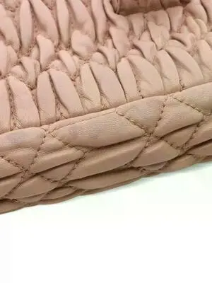 Miu Miu 2000s Matelassé Shoulder Bag - Pink