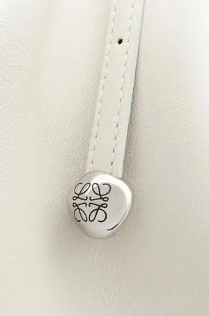 Loewe Medium Scarf Bag In Smooth Calfskin - Snow-white