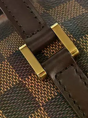LOUIS VUITTON 2005 Papillon 26 Handbag