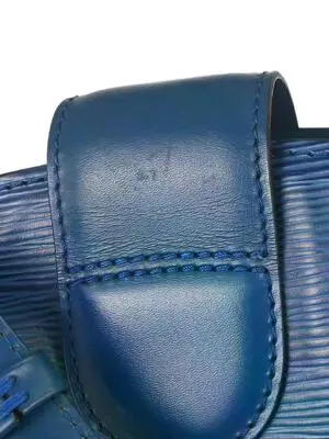 LOUIS VUITTON 1994 Epi Cluny Shoulder Bag